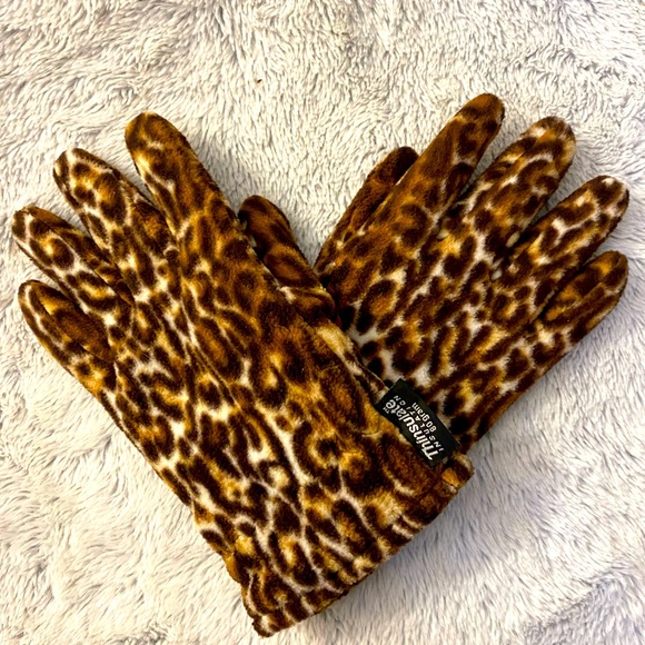 Accessories | Leopard Print Fleece Gloves Size Ml | Poshmark